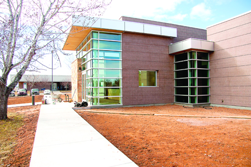 Newly completed administration building sets tone for blossoming ...