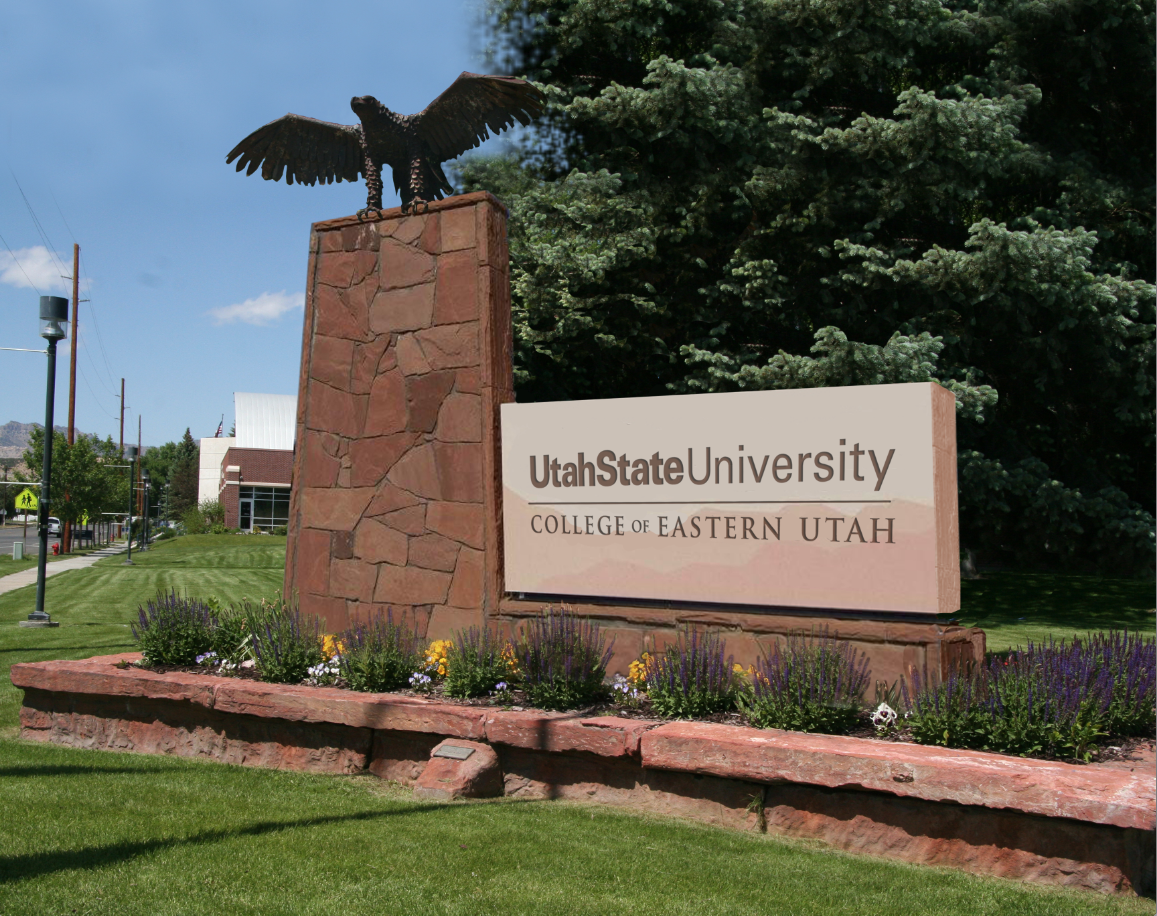 New signage replaces 48-year-old marquee – USU Eastern Eagle