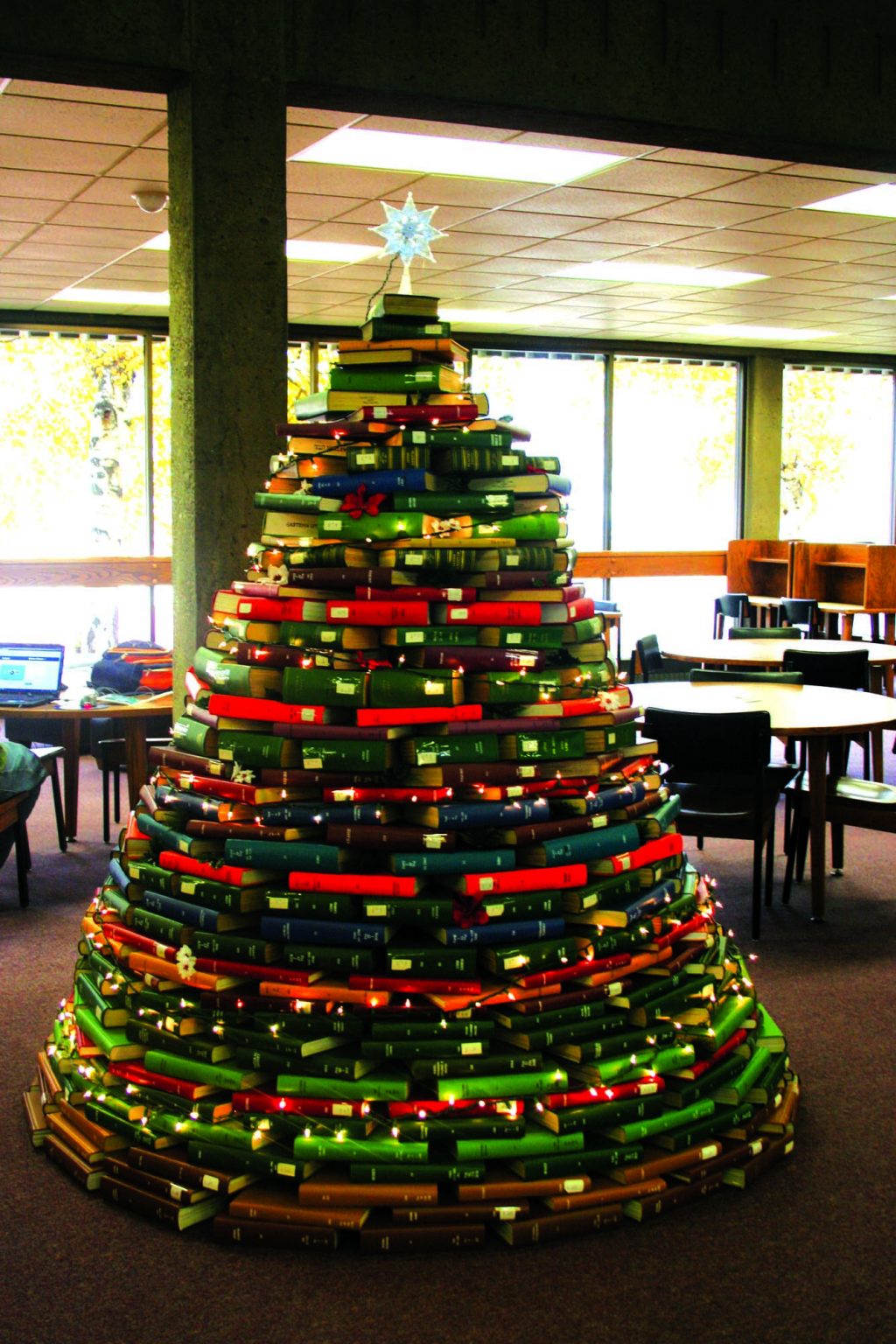 Library Book Christmas Tree