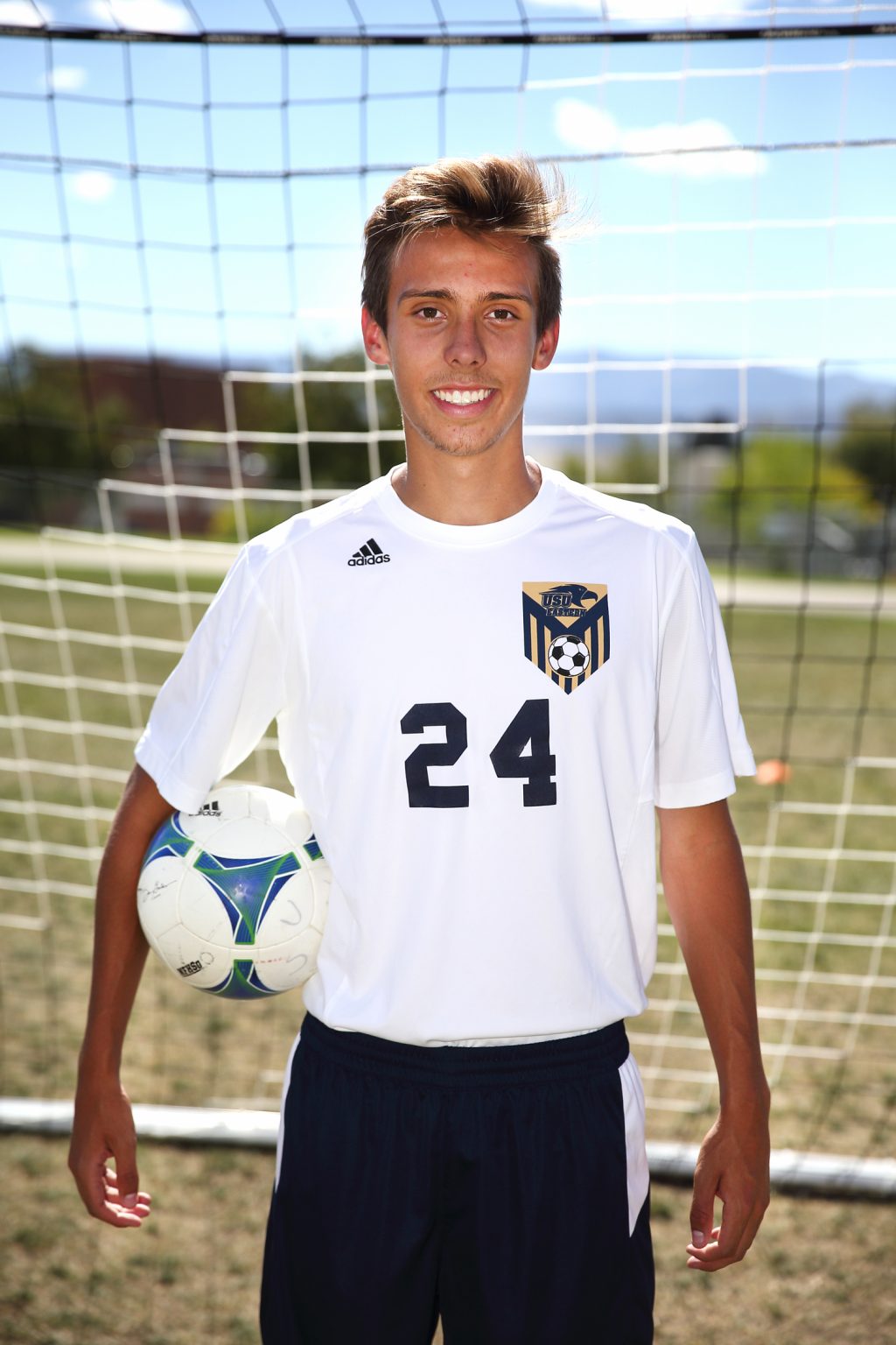 Jones: humble yet confident – USU Eastern Eagle