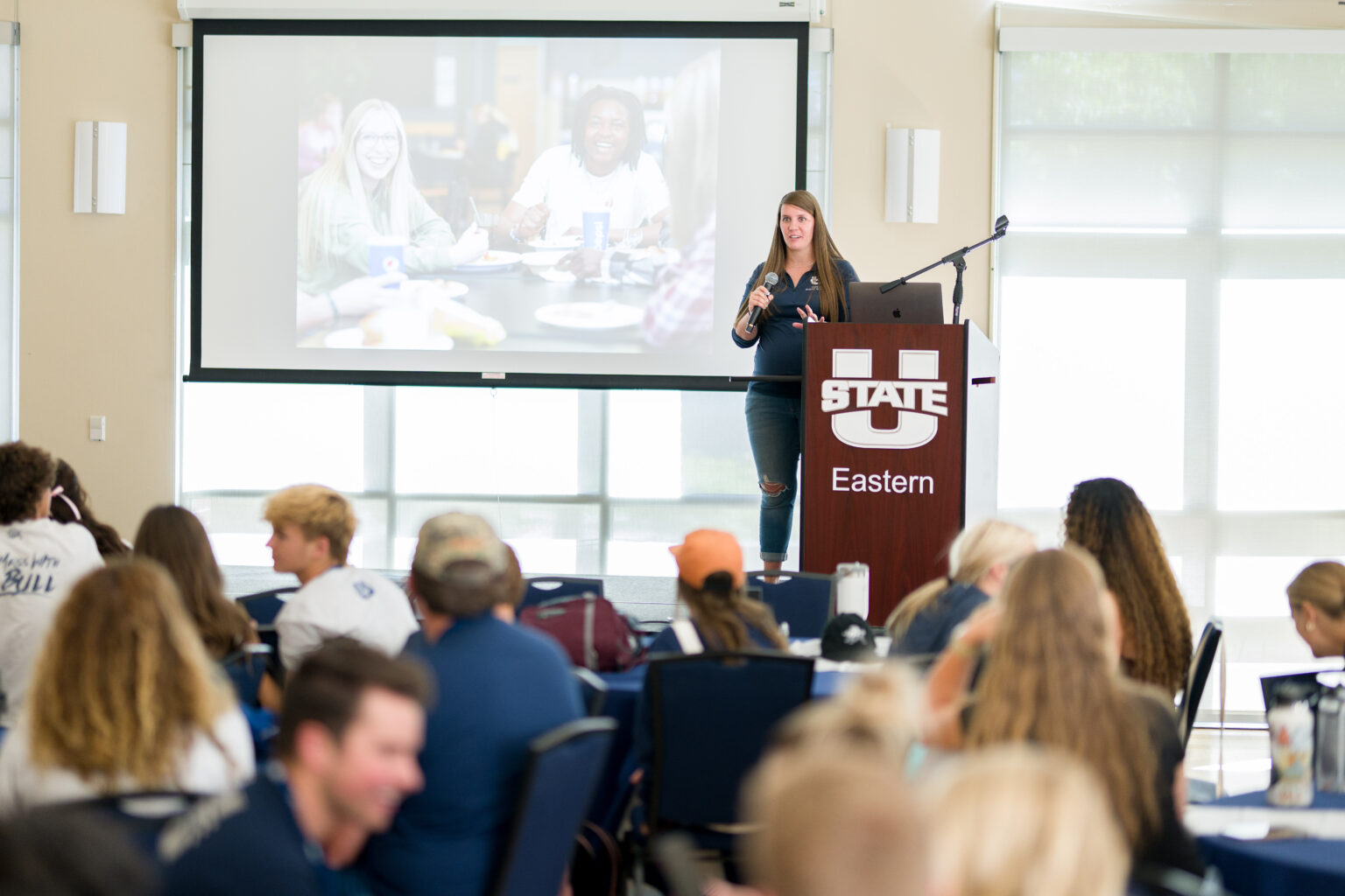 Faculty speaks on Eastern Leadership day – USU Eastern Eagle
